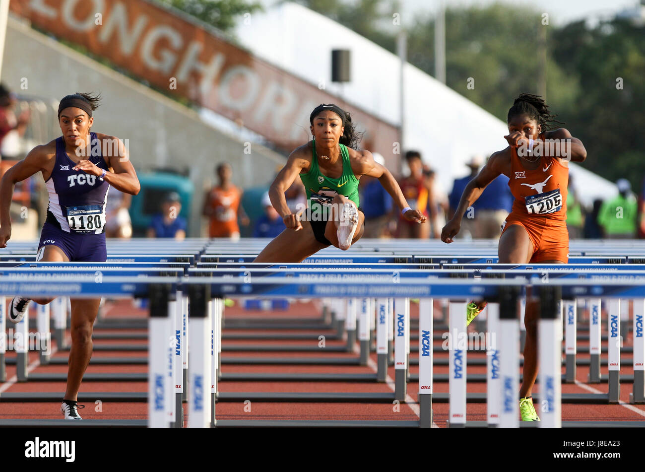 Womens hurdle hi-res stock photography and images - Alamy