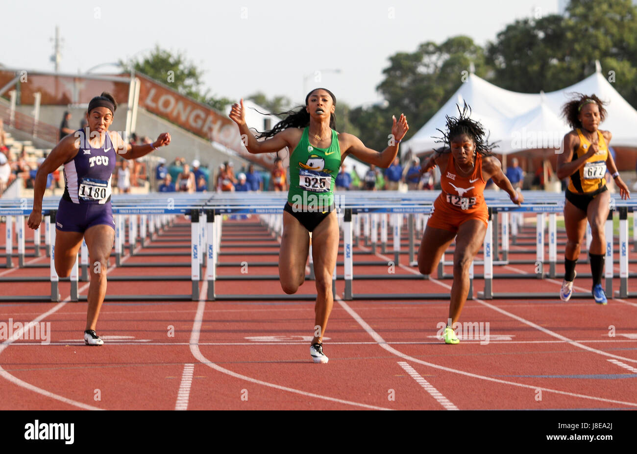 Womens 100 meter hurdles hi-res stock photography and images - Alamy
