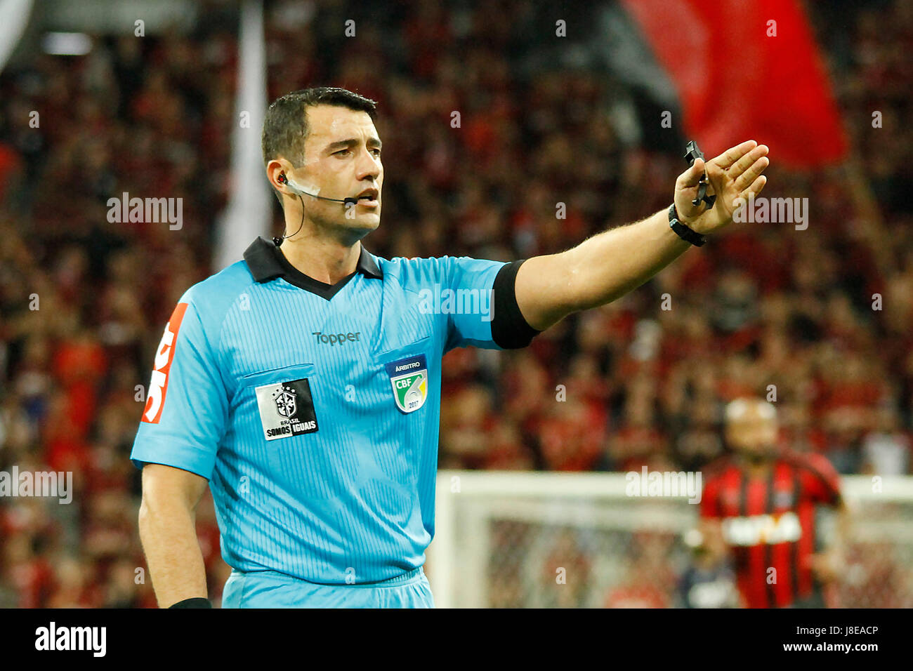 Curitiba, Brazil. 28th May, 2017. Referee Braulio da Silva Machado ...