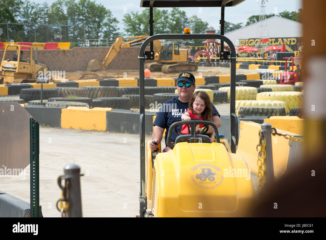 West Berlin, New Jersey, USA. 28th May, 2017. Diggerland USA, the only ...