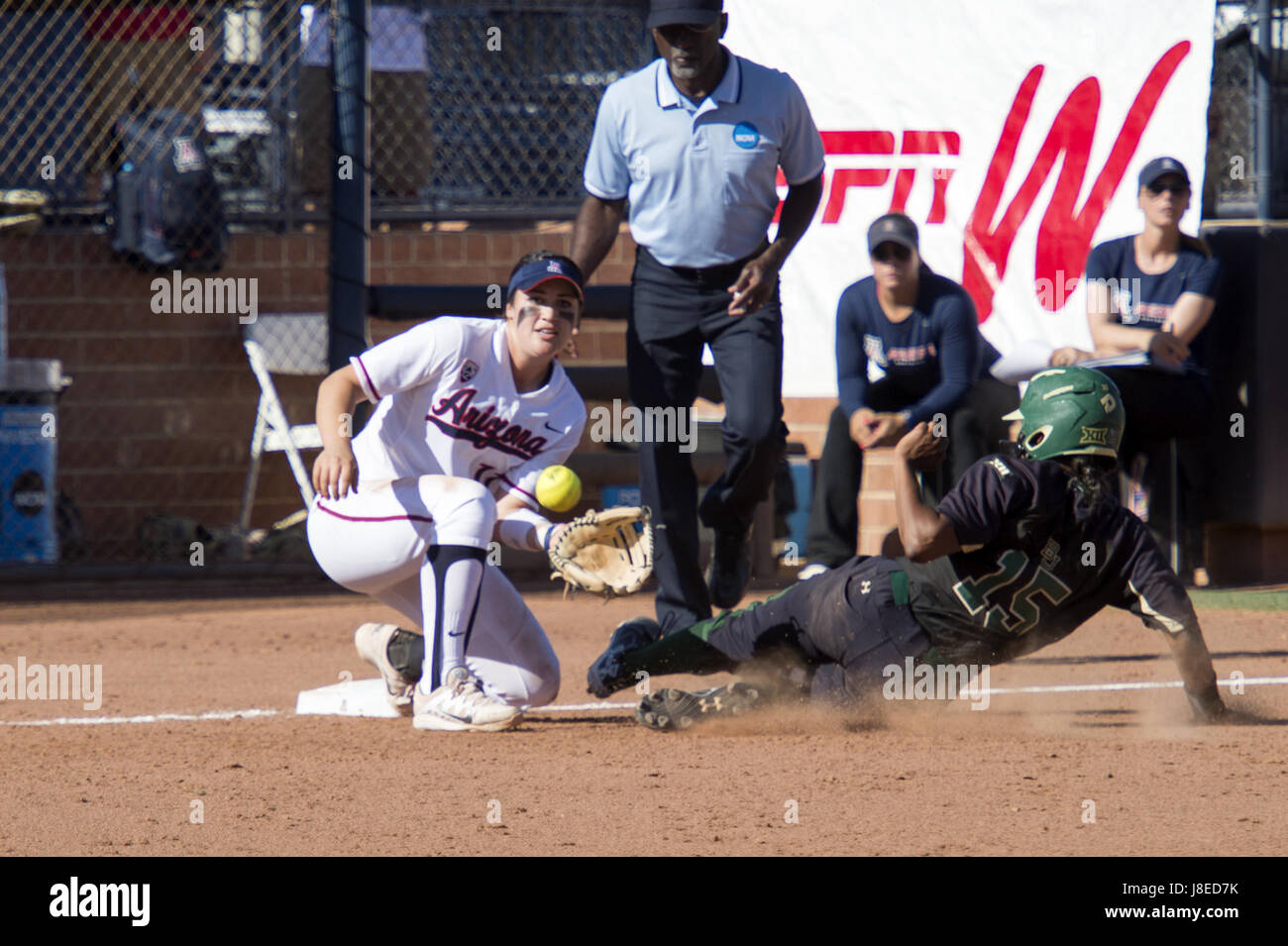 Tucson, Arizona, USA. 28th May, 2017. Baylor's JESSIE SCROGGINS (15 ...