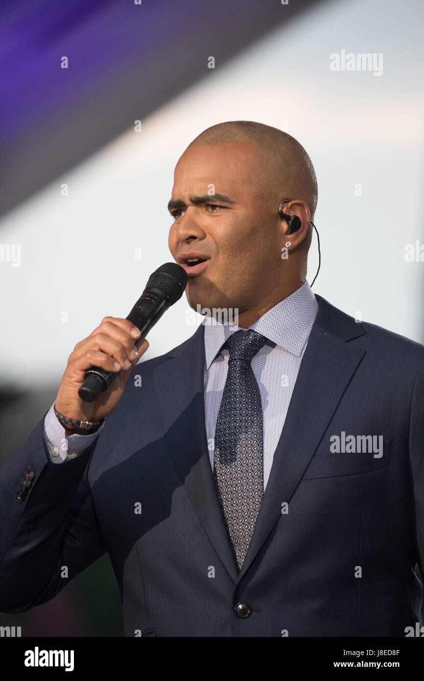 Christopher Jackson of Broadway's "Hamilton" opens the 2017 National ...