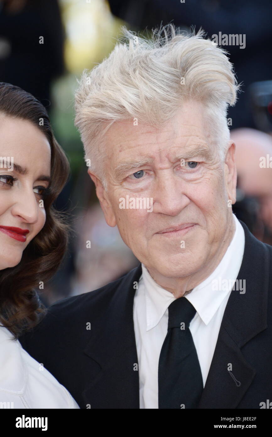 Emily Lynch's Instagram, Twitter & Facebook on IDCrawl