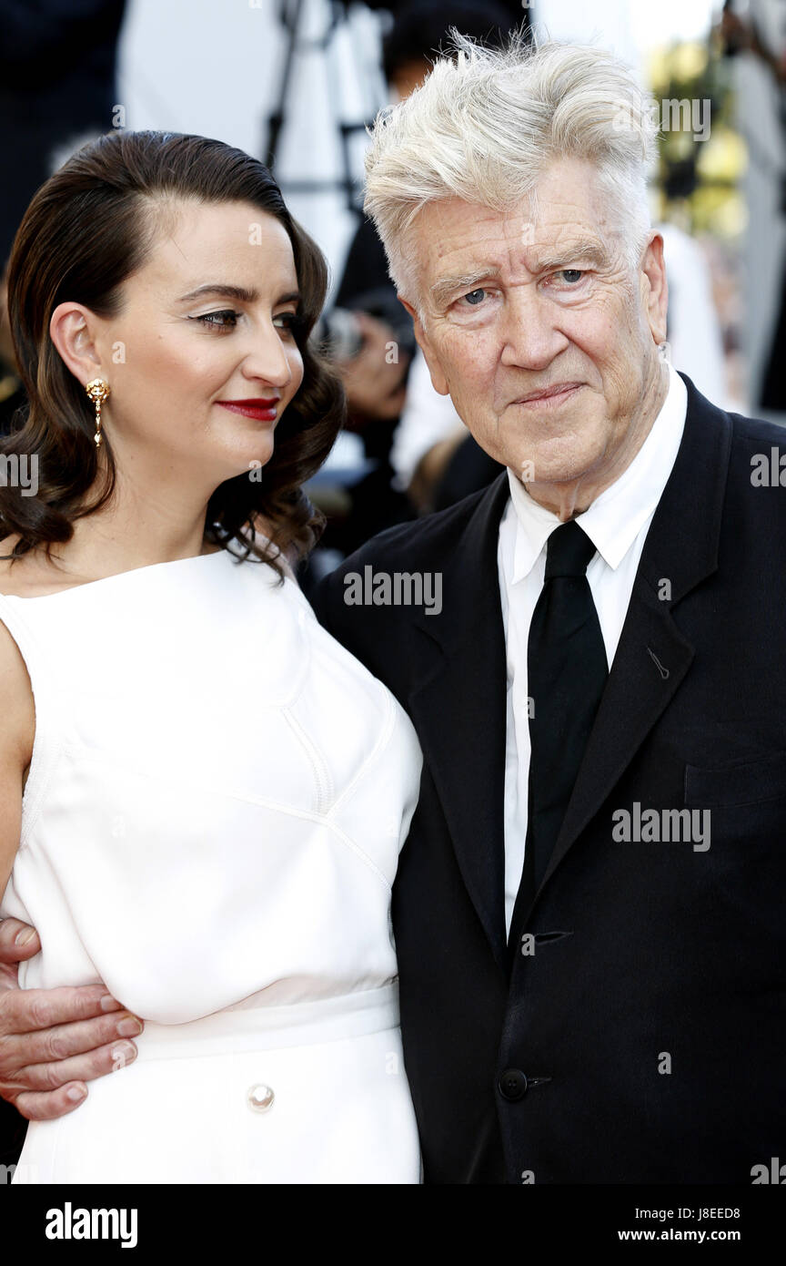 Cannes, Frankreich. 28th May, 2017. Emily Stofle and director David ...