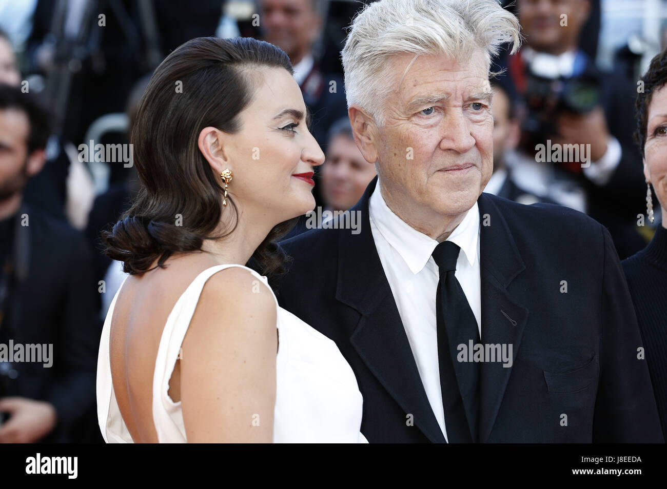 Cannes, Frankreich. 28th May, 2017. Emily Stofle and director David ...