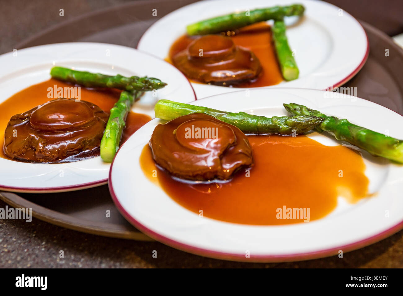 Whole abalone hi-res stock photography and images - Alamy