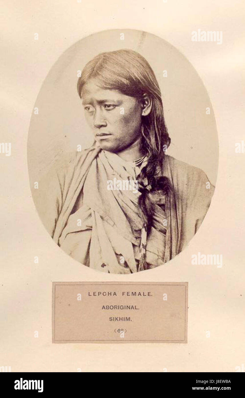 Sikkim dress hi-res stock photography and images - Alamy