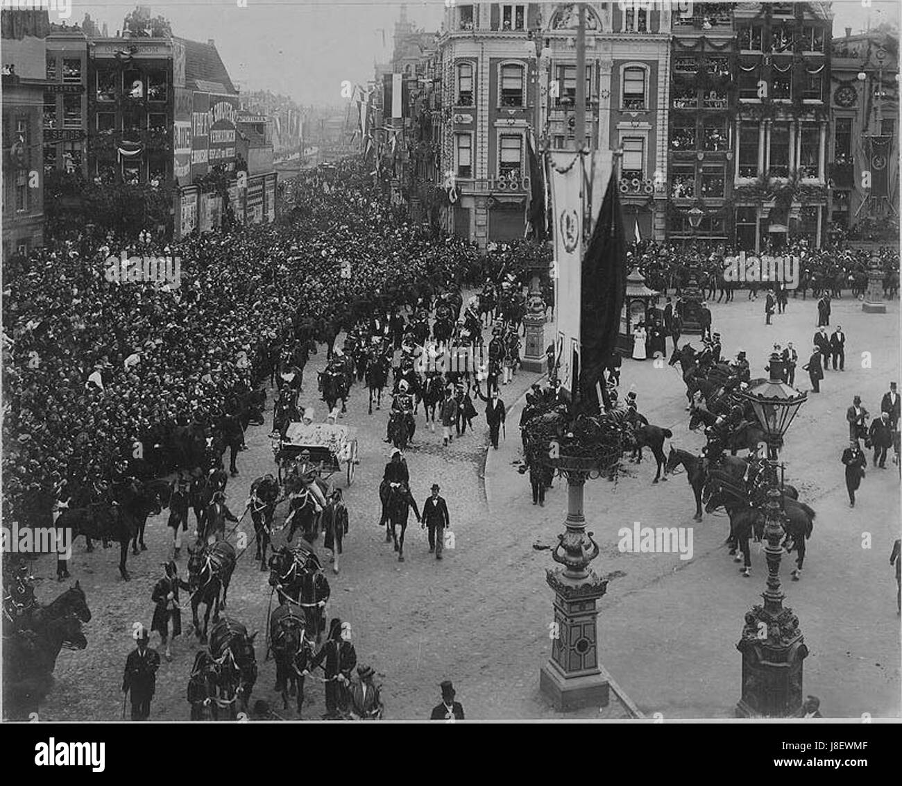 Intocht Amsterdam koningin Wilhelmina, 5 september 1898 by anonymous ...