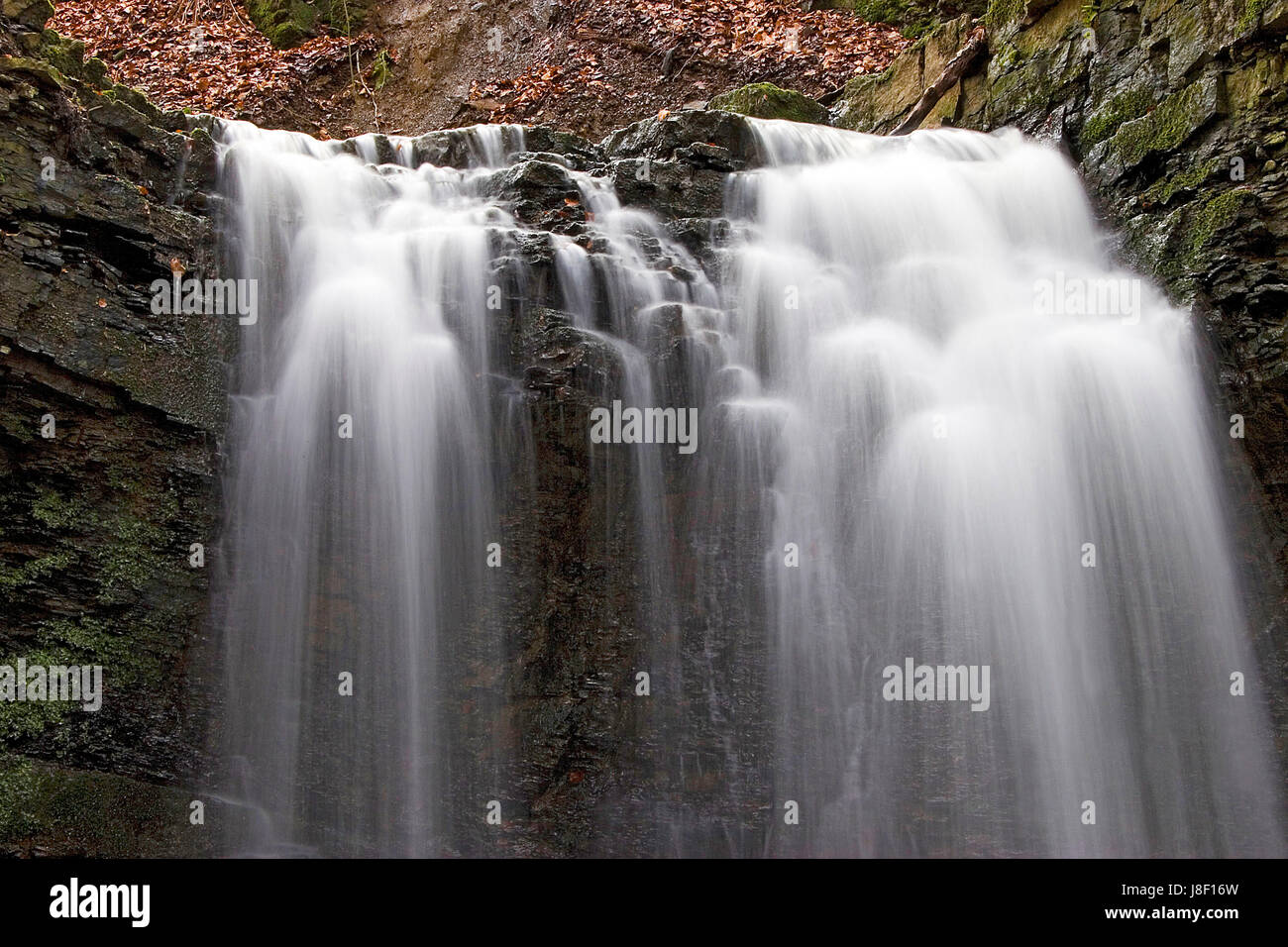 dynamics, dynamism, waterfall, watercourse, current of the river, lip ...