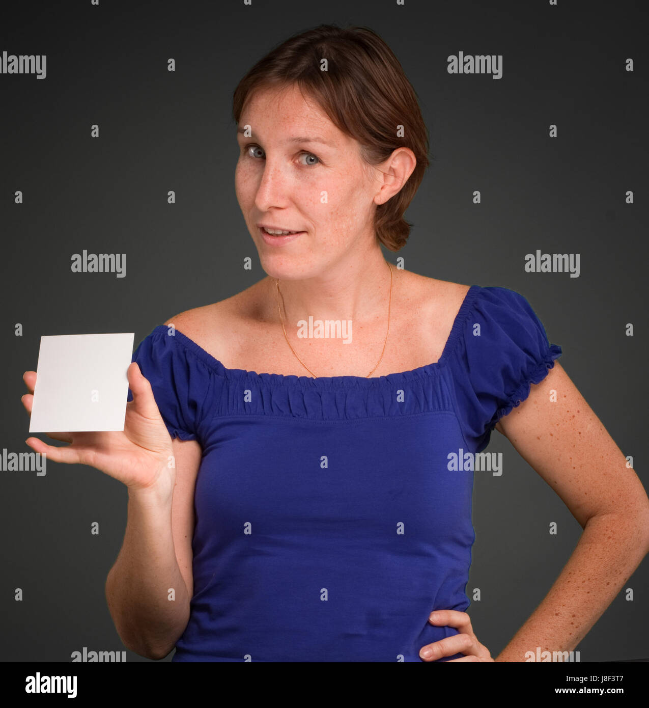 Woman note memo present hi-res stock photography and images - Alamy