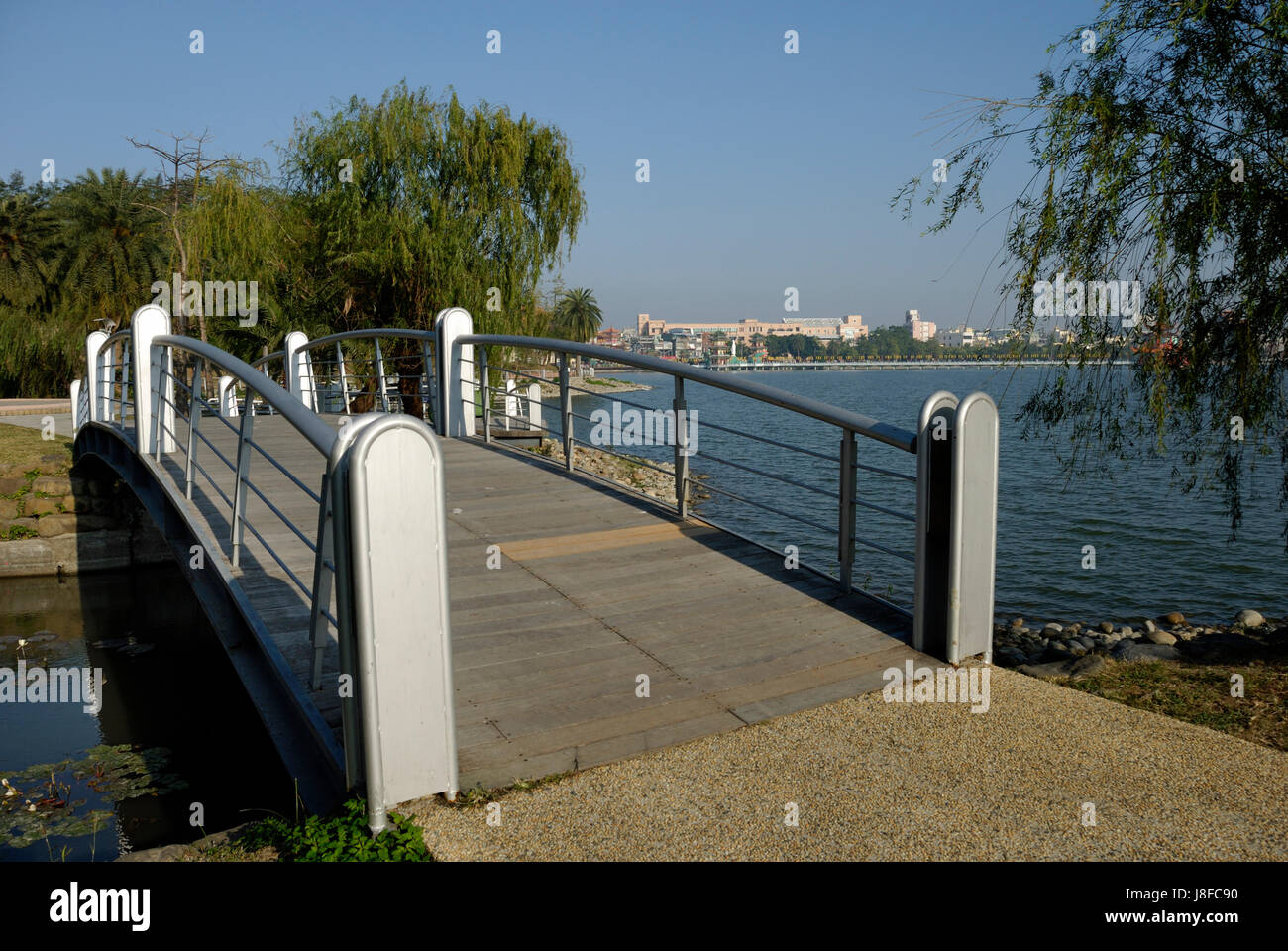 bridge, taiwan, bridge parapet, blue, tree, trees, park, asia, bridge ...