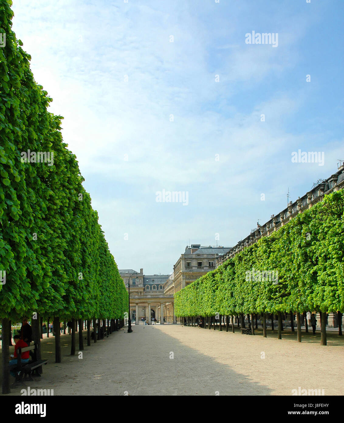 Walking historical hi-res stock photography and images - Alamy