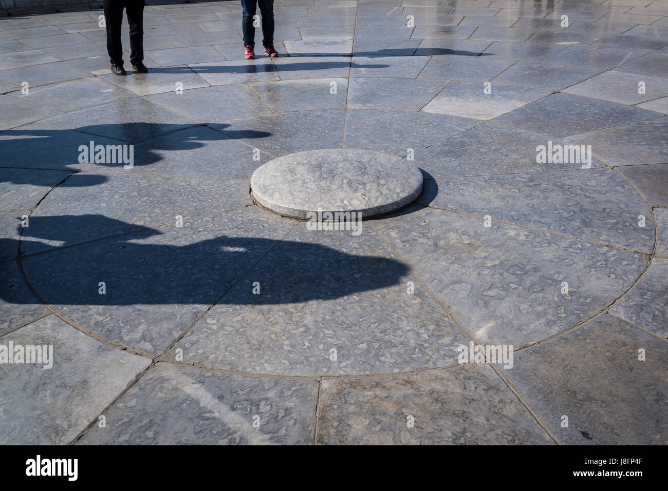 Heavenly Centre Stone, Circular Mound or Heaven worshiping terrace ...