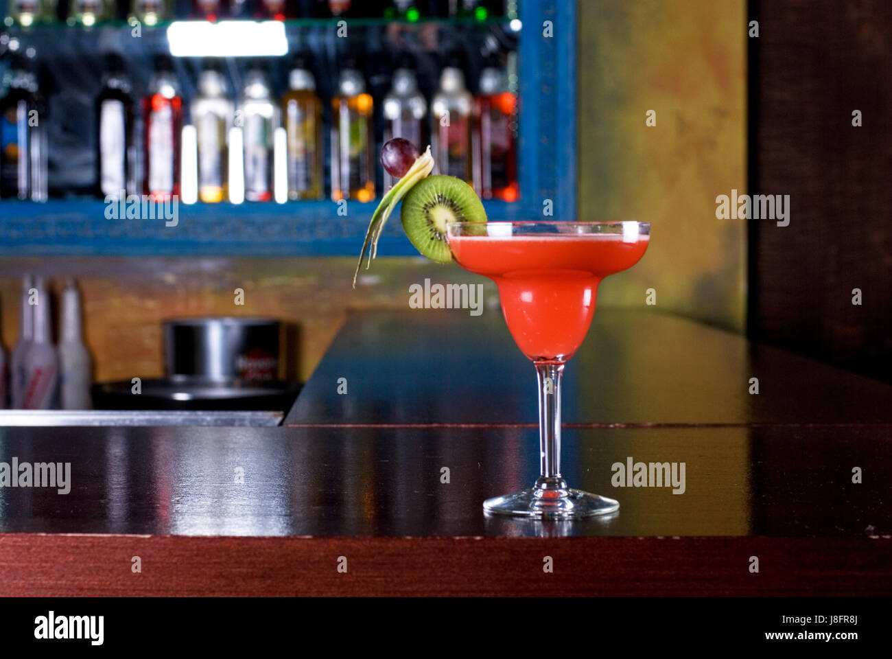 blue, motion, postponement, moving, movement, bar, tavern, glass ...