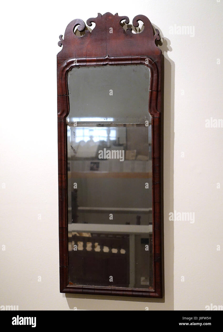 Glass veneer hi-res stock photography and images - Alamy