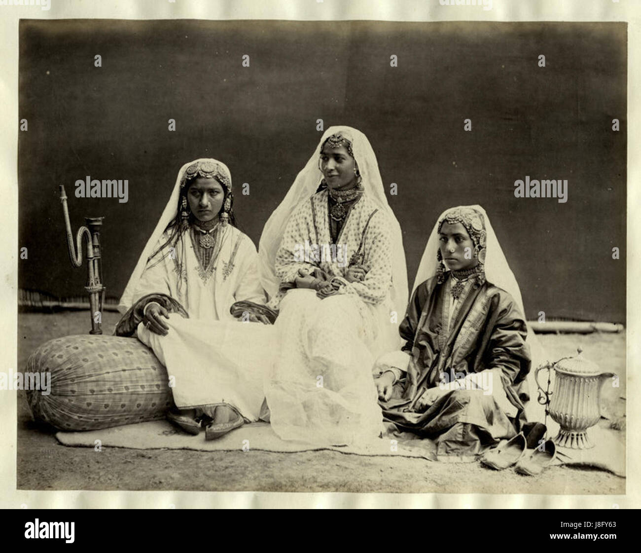 Indian Nautch girls from Kashmir in the 1870s Stock Photo - Alamy