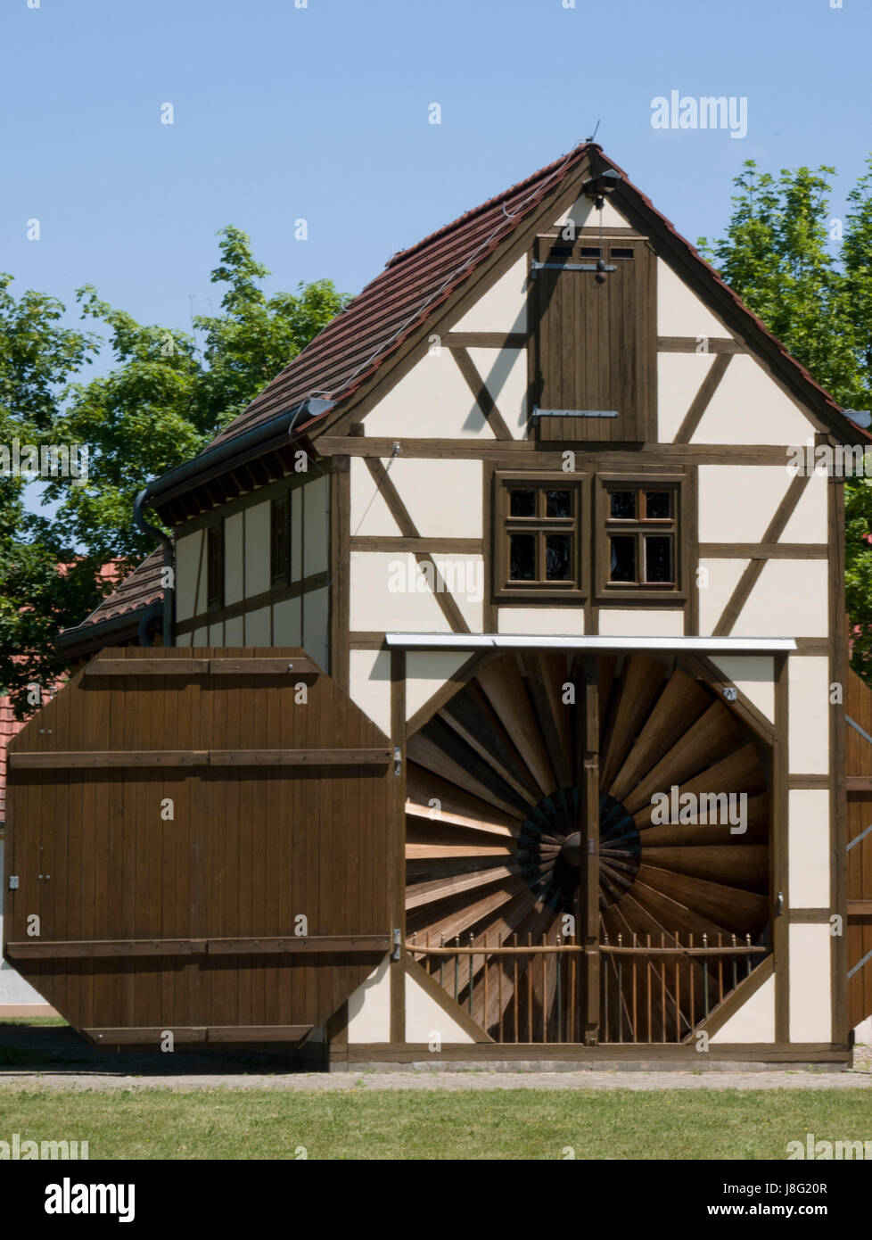 barn windmill saalow Stock Photo - Alamy