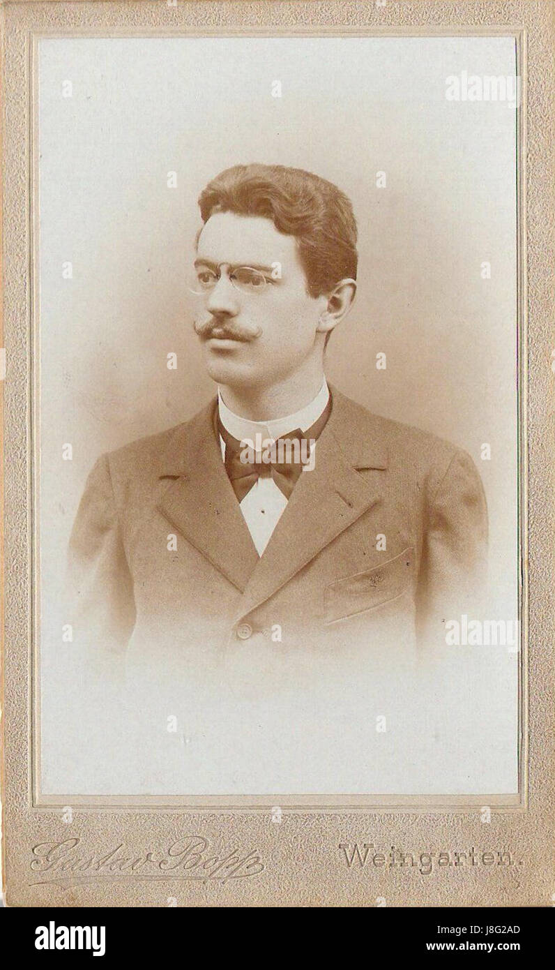 Gustav Bopp Herrenportrait 2 Stock Photo - Alamy