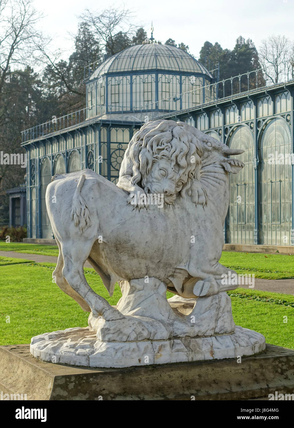 The *Lion and Bull* sculpture at Wilhelma Zoo in Stuttgart, Germany, is ...