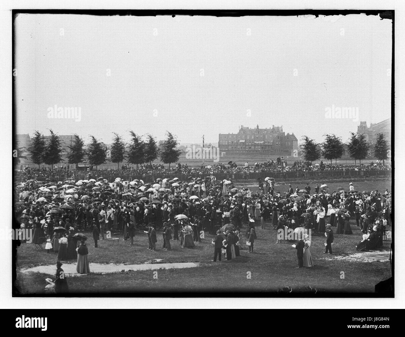 This photograph, taken by Jacob Olie, captures the IJsclubterrein (Ice ...