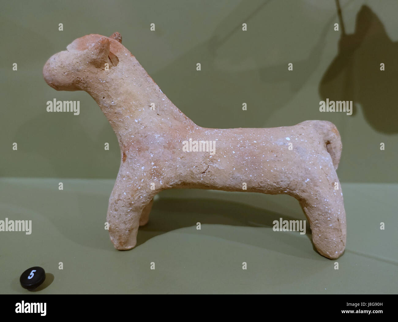 Horse figurine, Iron Age, terracotta Harvard Semitic Museum Cambridge ...