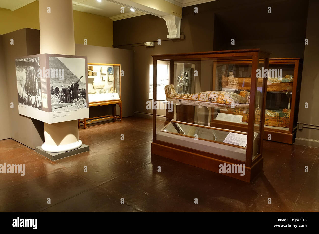 The Egyptian exhibit at the Harvard Semitic Museum in Cambridge, MA ...