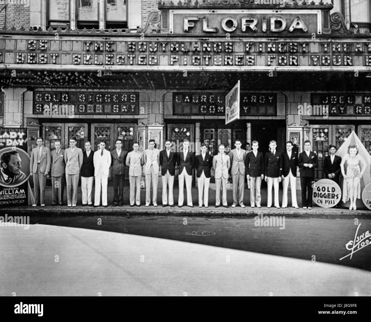 Cinema vintage art deco Black and White Stock Photos & Images - Alamy