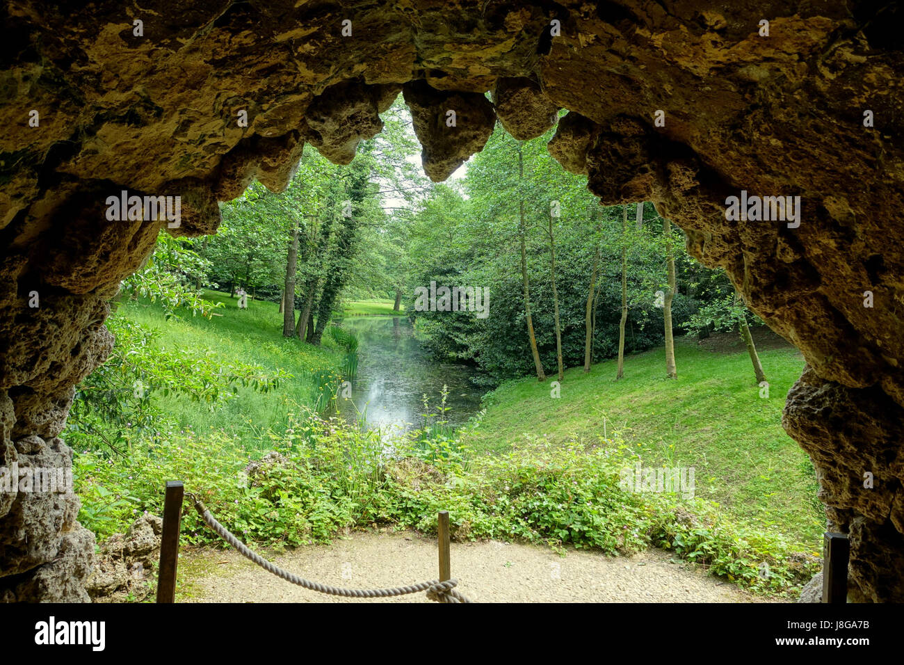 Grotto, Stowe Buckinghamshire, England DSC07337 Stock Photo - Alamy
