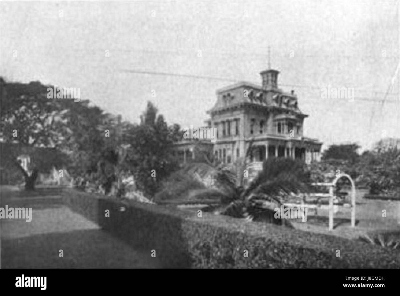 Keoua Hale is a Hawaiian historical site, specifically the home of the ...