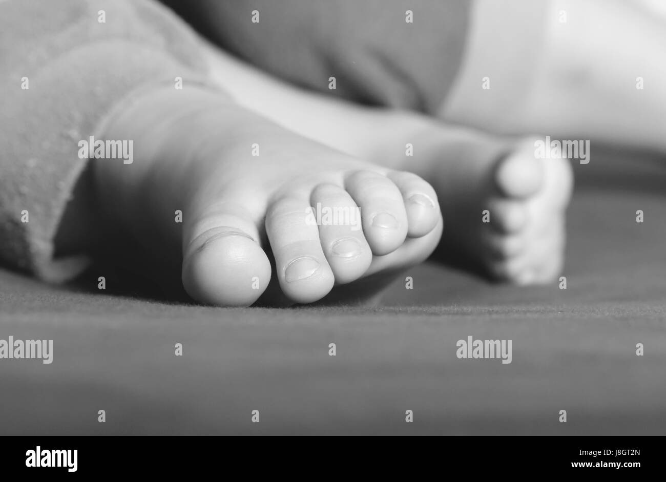 Child toe nail hi-res stock photography and images - Alamy