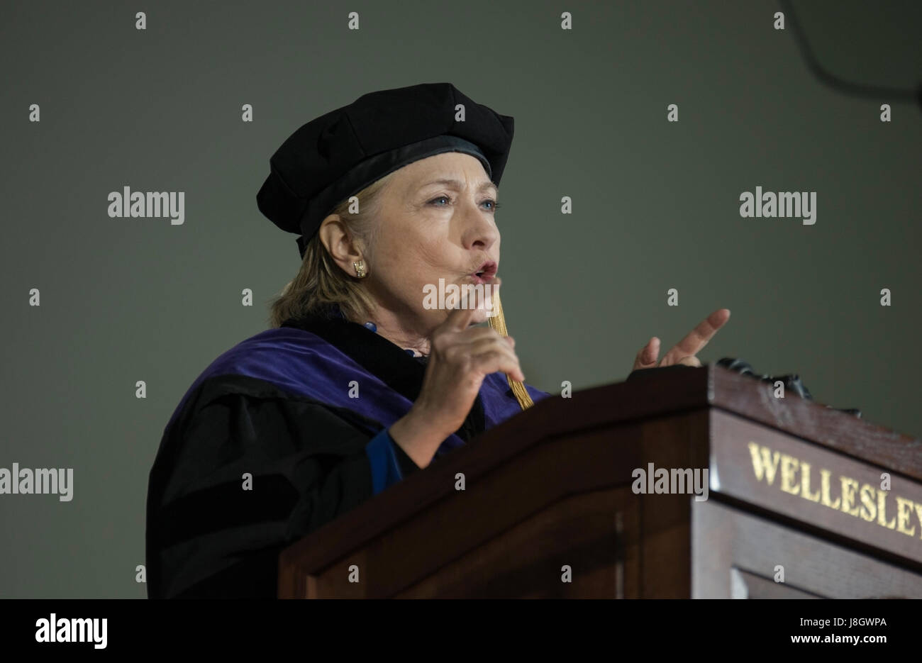Hillary clinton as a student in college hi-res stock photography and ...
