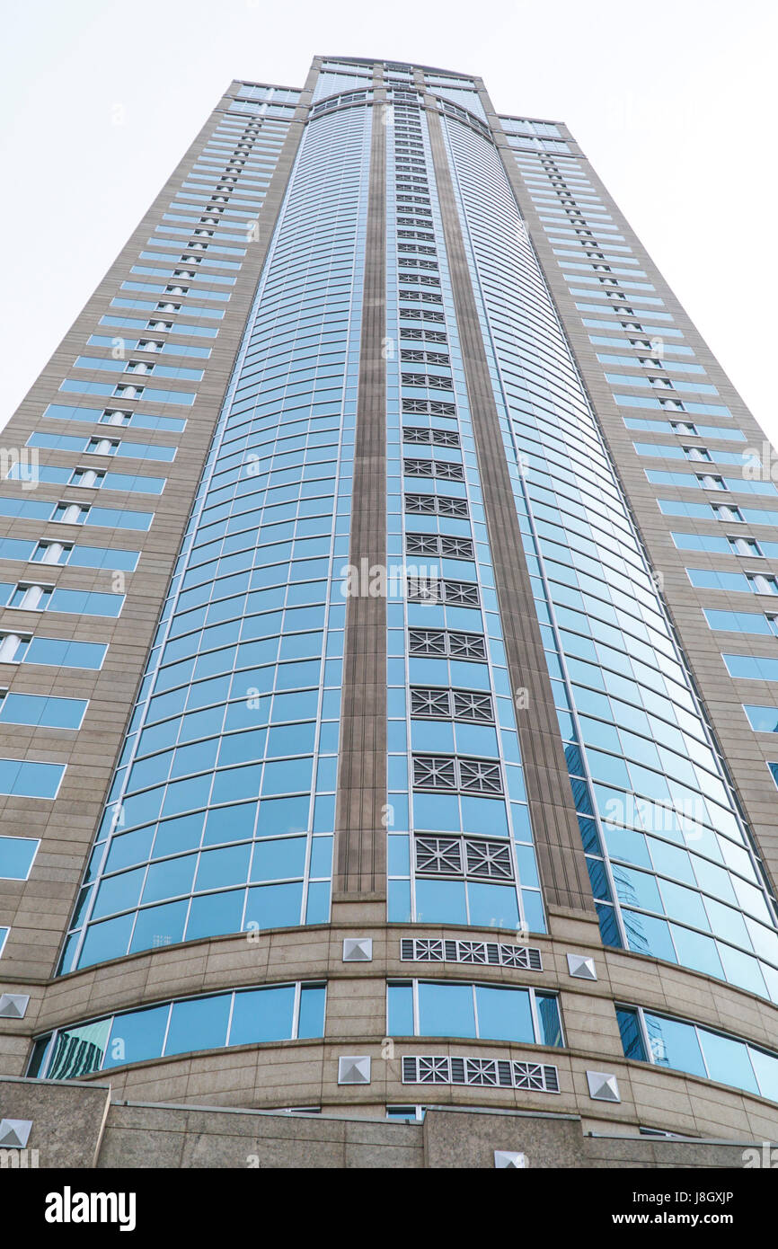 Modern skyscraper in the city of Seattle - SEATTLE / WASHINGTON - APRIL ...