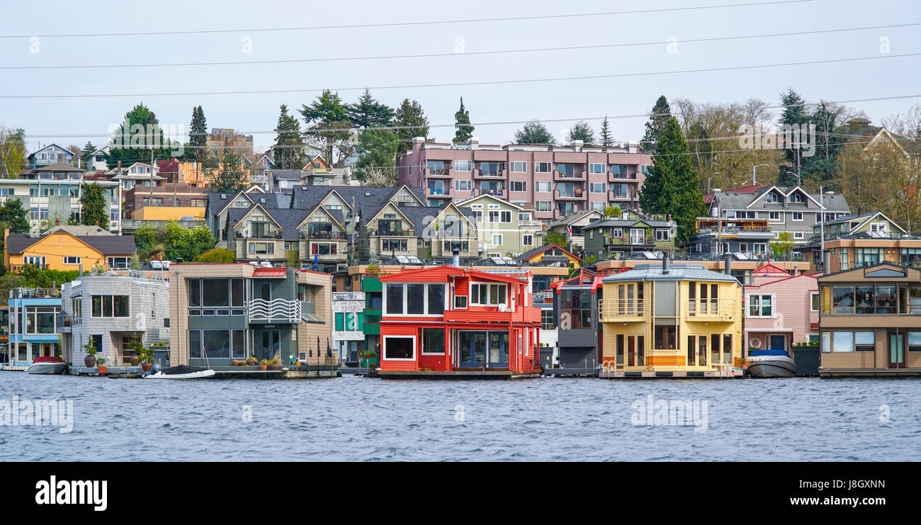 Colorful houses at Lake Union in Seattle - beautiful buildings ...