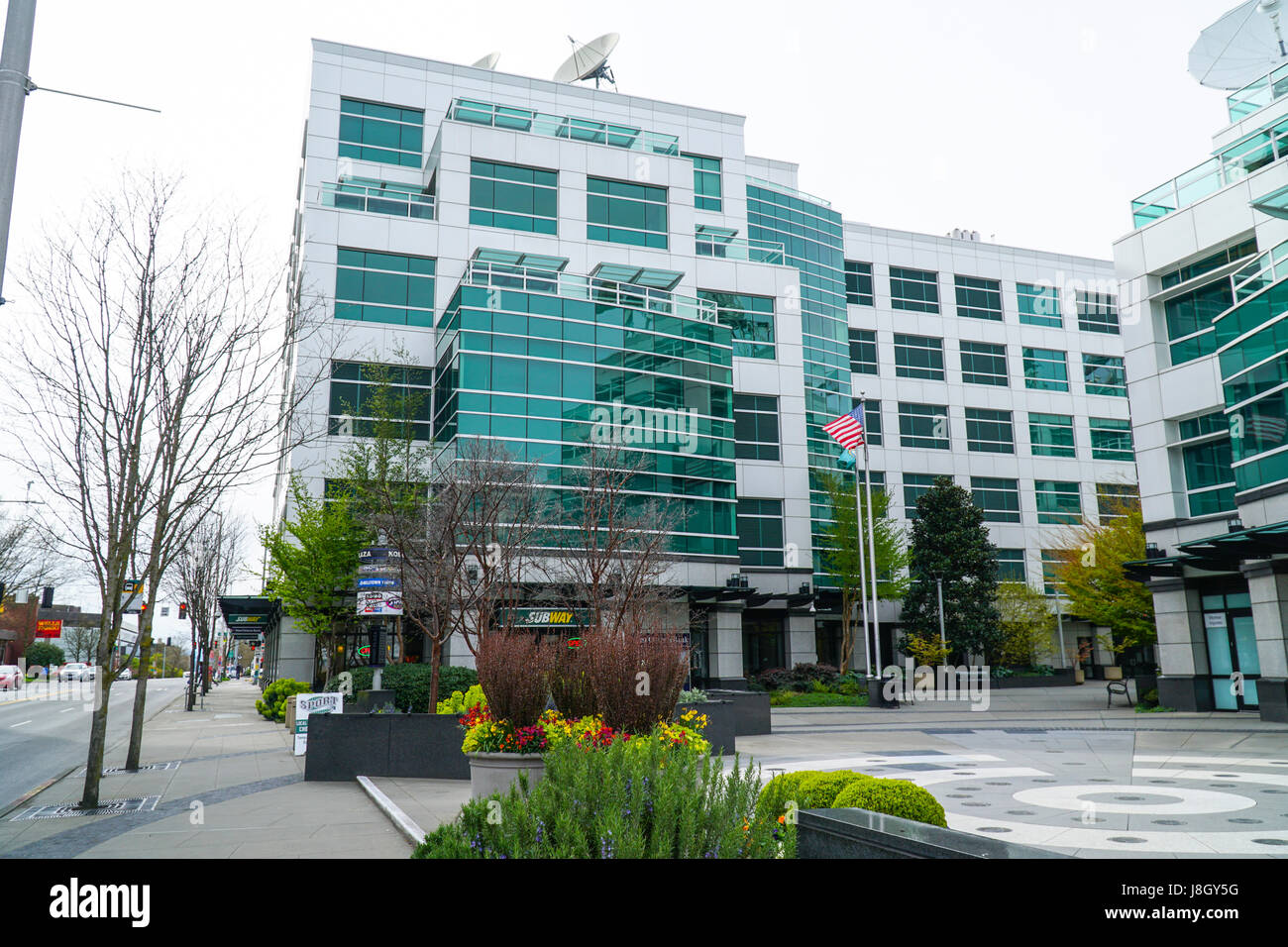 Famous Komo Plaza in Seattle - the building of Greys Anatomy - SEATTLE ...