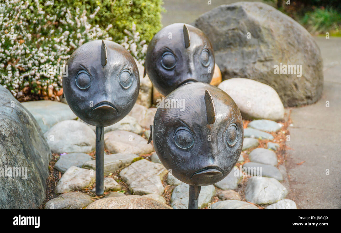 Bronze sculpture at Seattle Center - modern art - SEATTLE / WASHINGTON ...