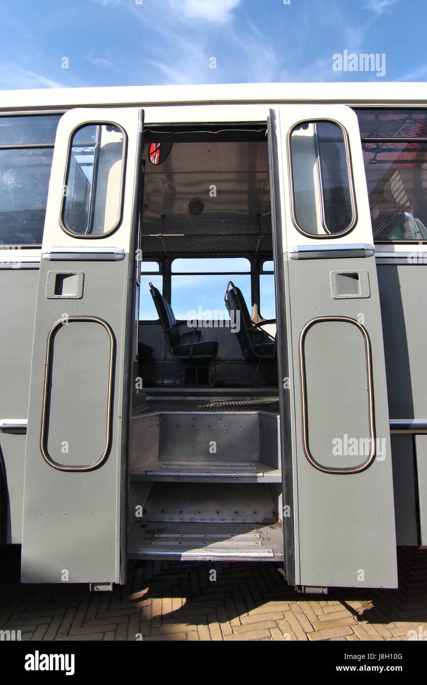 Vintage vehicle autobus hi-res stock photography and images - Alamy