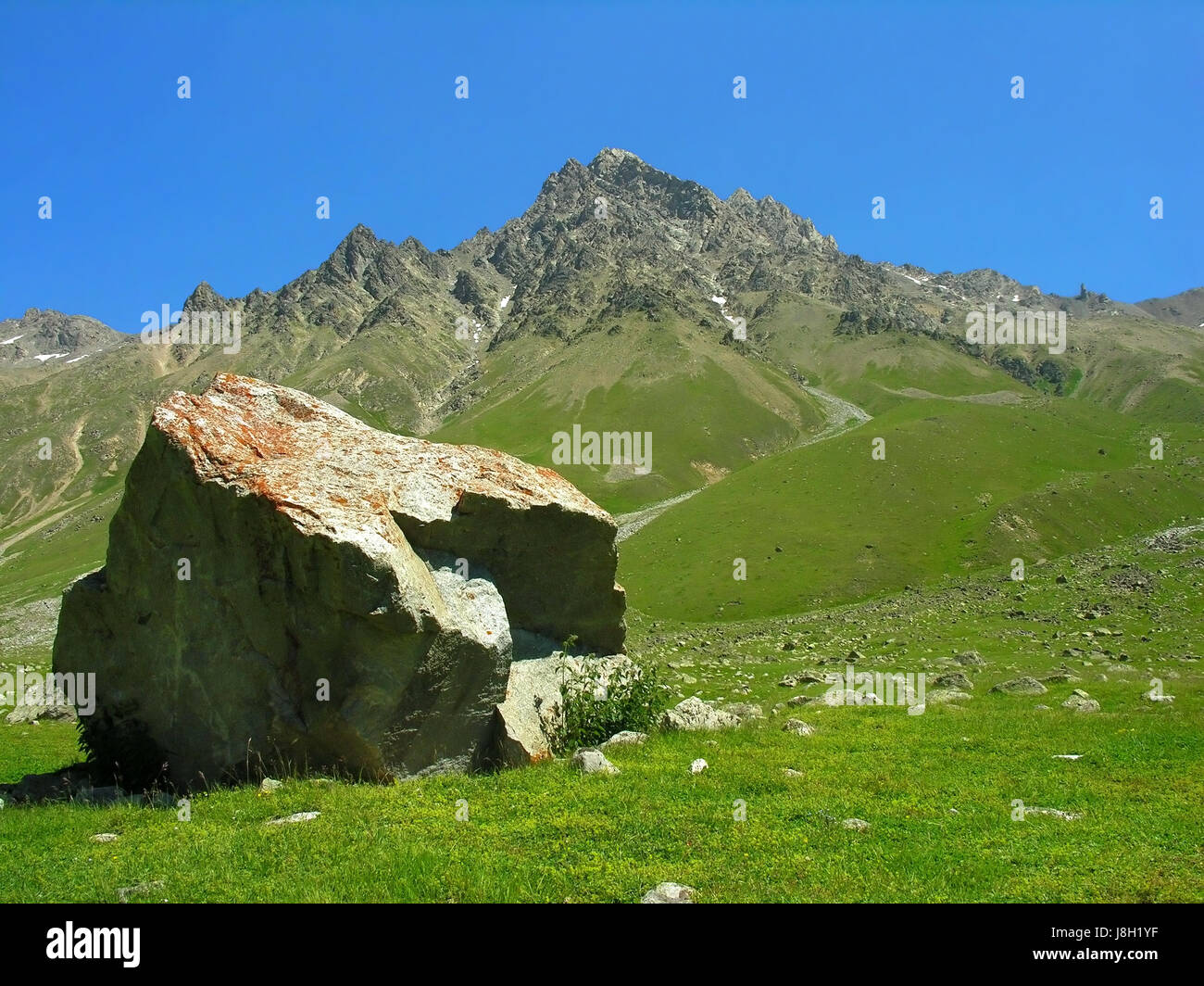 horizon, chain, rock, skyline, rocky, landscape, scenery, countryside ...