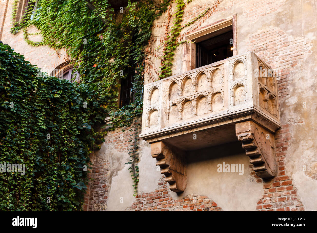 House of juliet capulet verona hi-res stock photography and images - Alamy