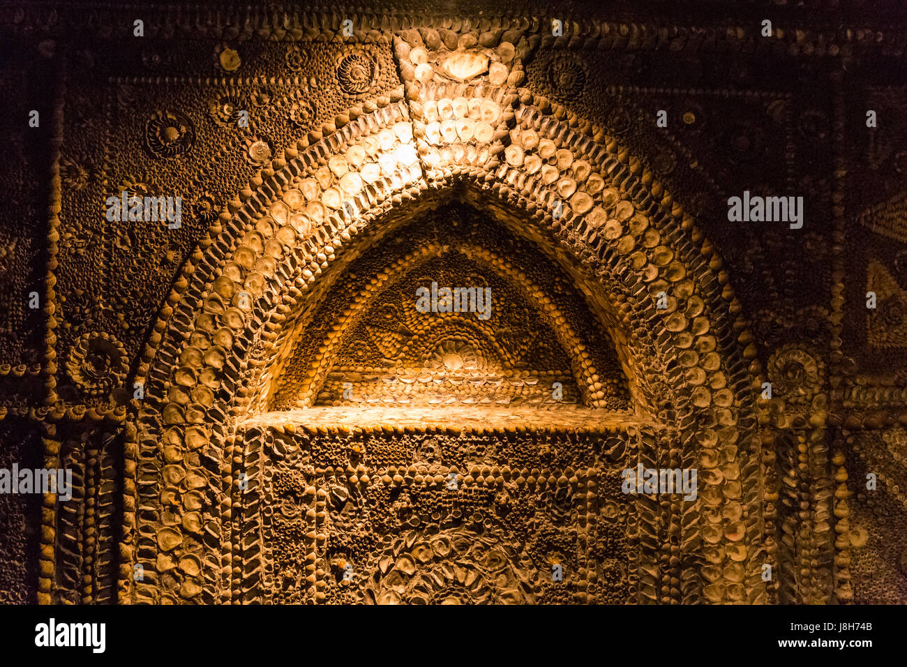 Margate shell grotto hi-res stock photography and images - Alamy