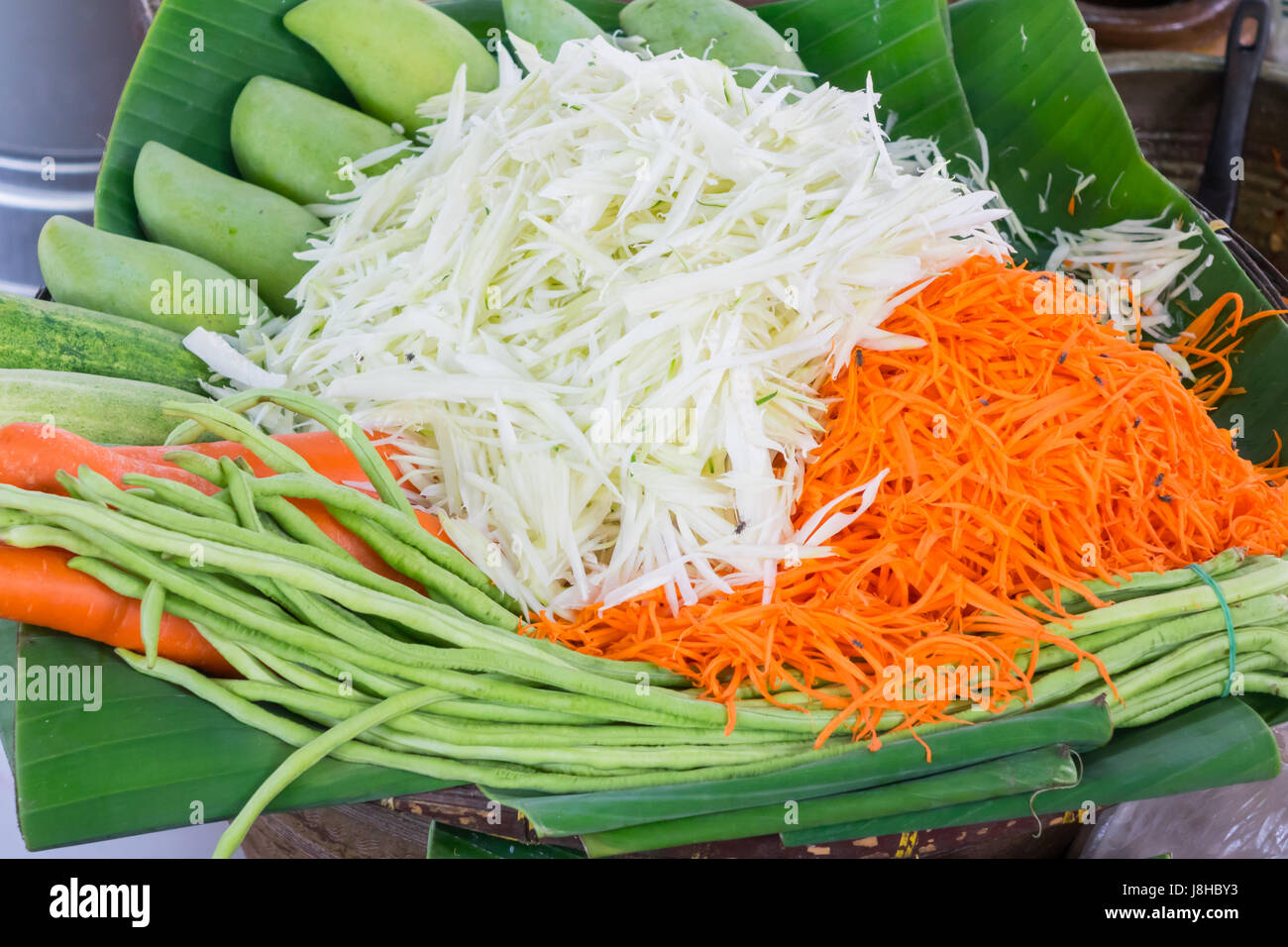 Include vegetables used to make papaya salad,World Class Thai Cuisine ...
