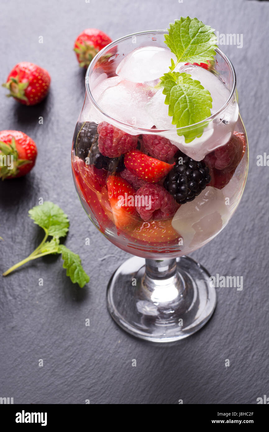 Soft fruits hi-res stock photography and images - Alamy