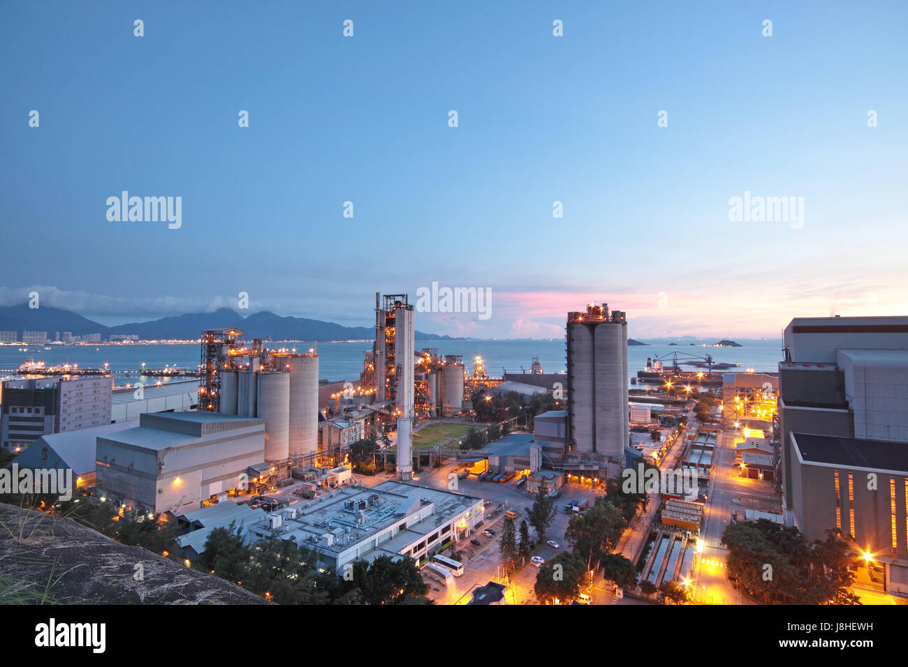 buildings, industry, concrete, work, factory, cement, plant, heavy, hard Stock Photo - Alamy