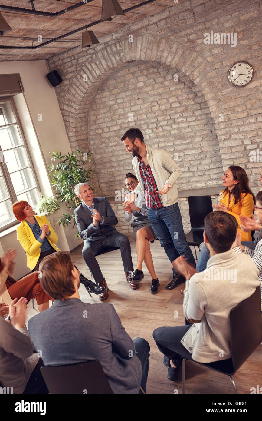 Diverse business people discussion hi-res stock photography and images ...