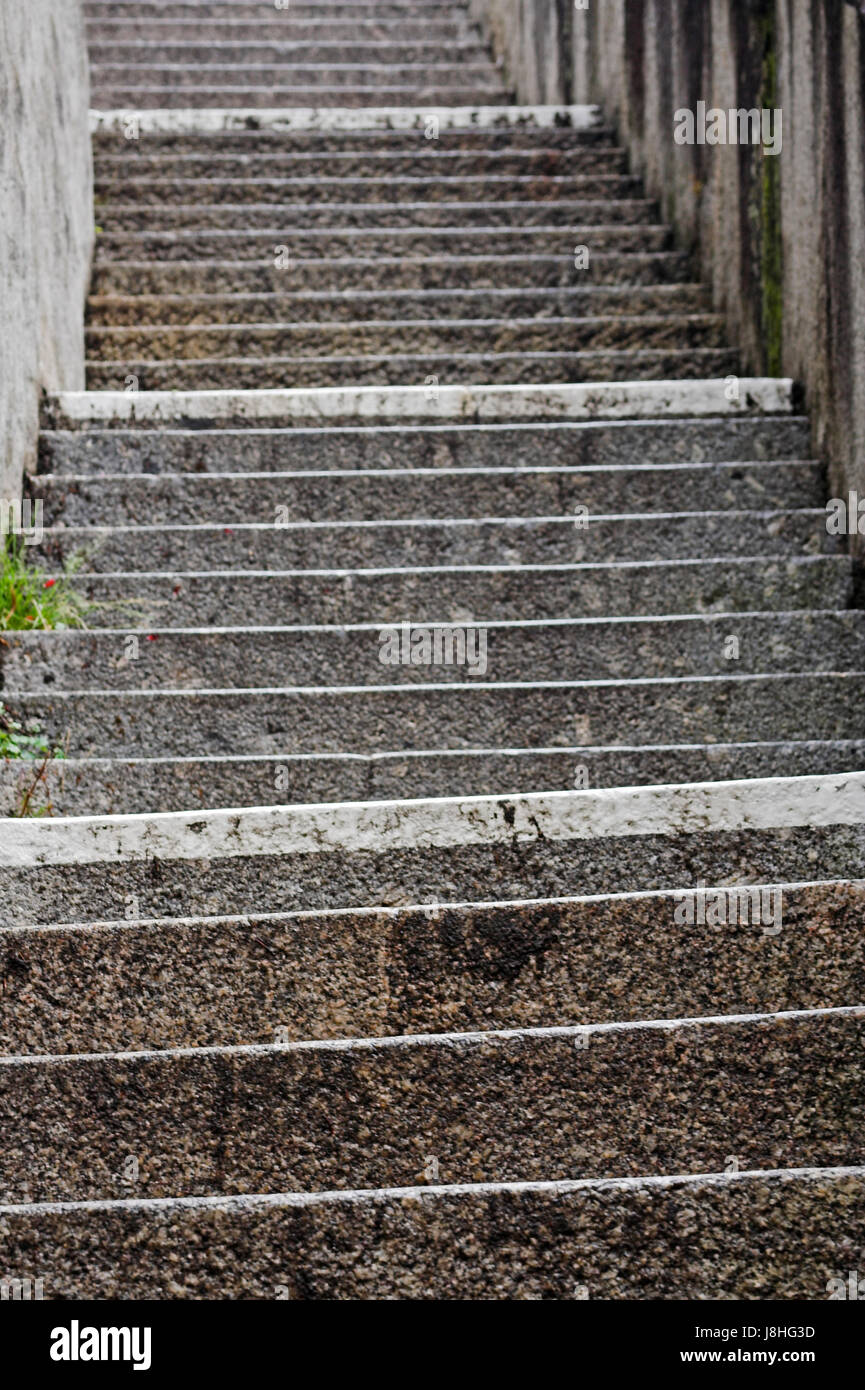 Uphill gradient hi-res stock photography and images - Alamy