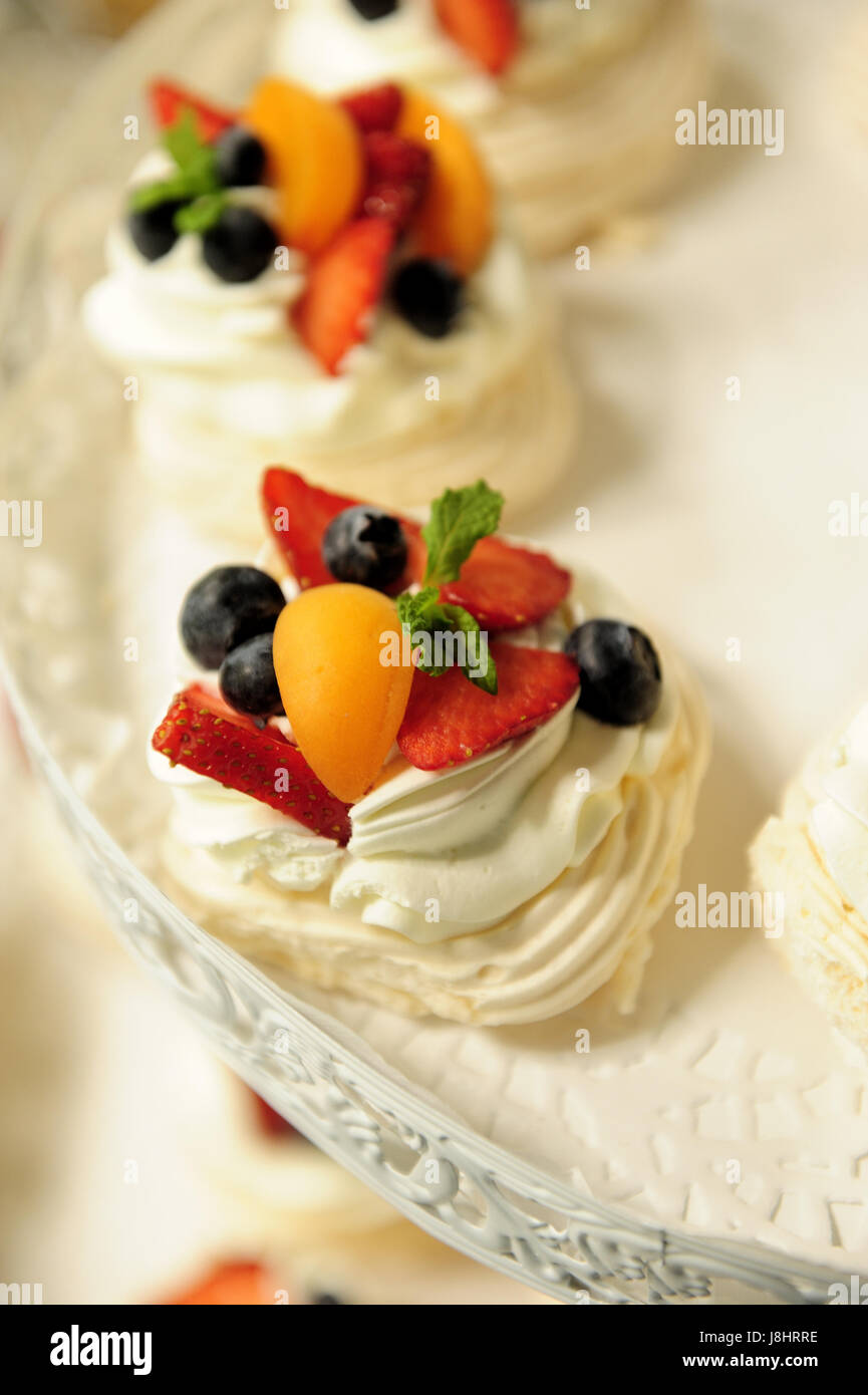 Refreshmentcakes hi-res stock photography and images - Alamy