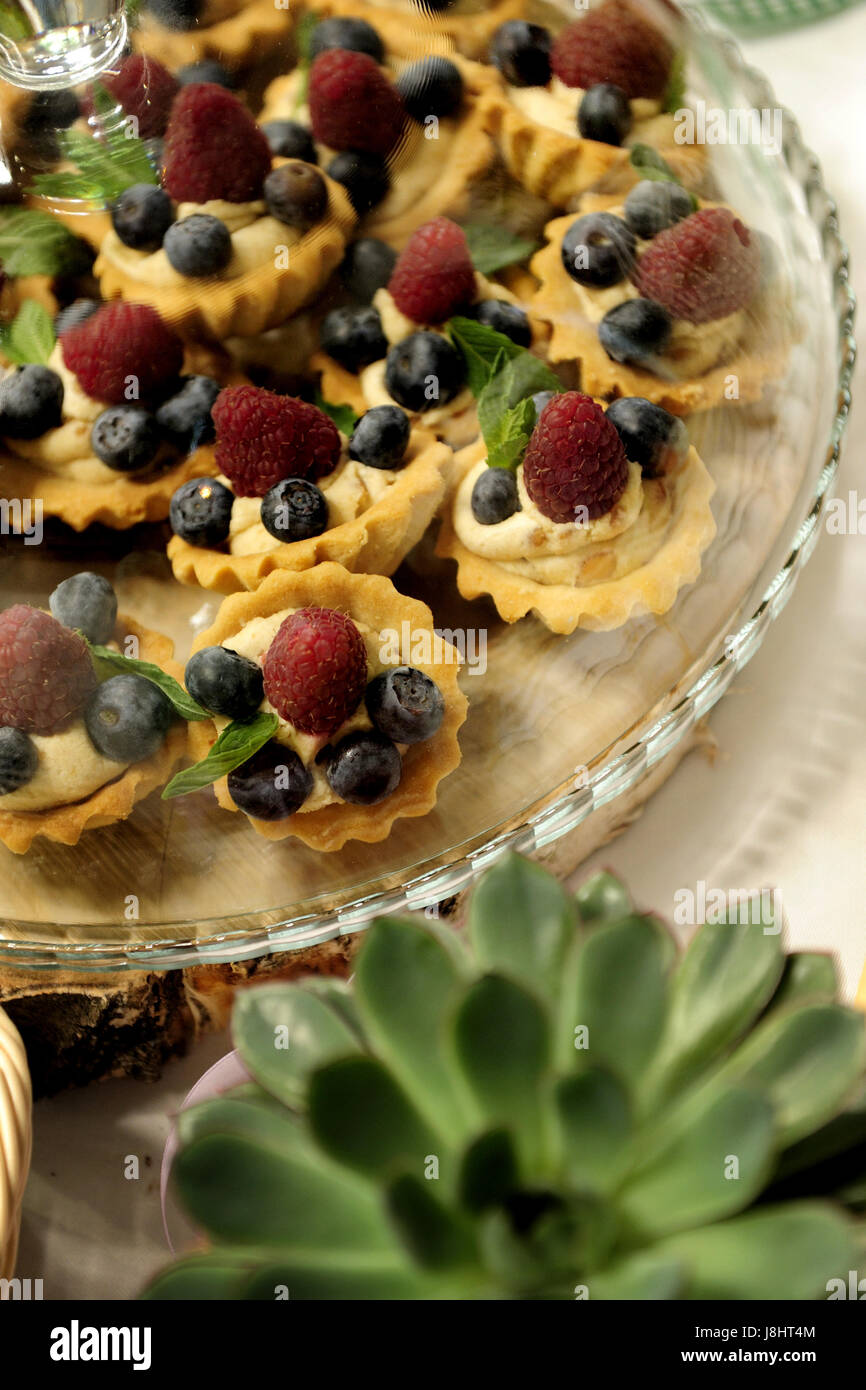 Refreshmentcakes hi-res stock photography and images - Alamy