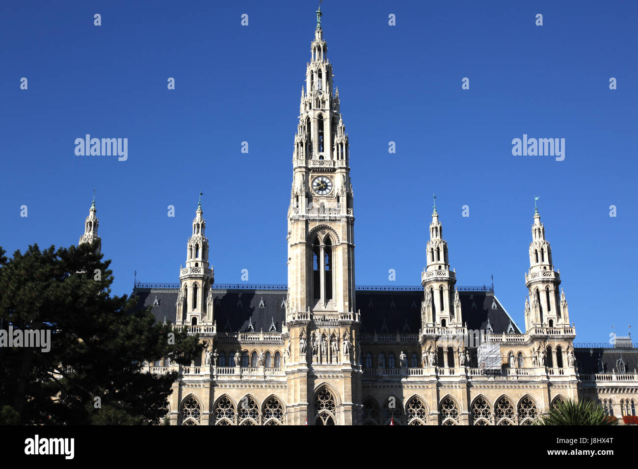 vienna city hall Stock Photo - Alamy