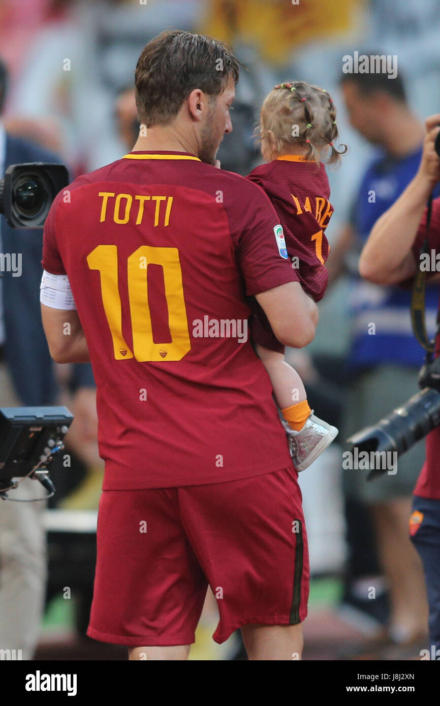 Roma, Stadio olimpico, Serie A tim As Roma vs Genoa: Francesco Totti at ...