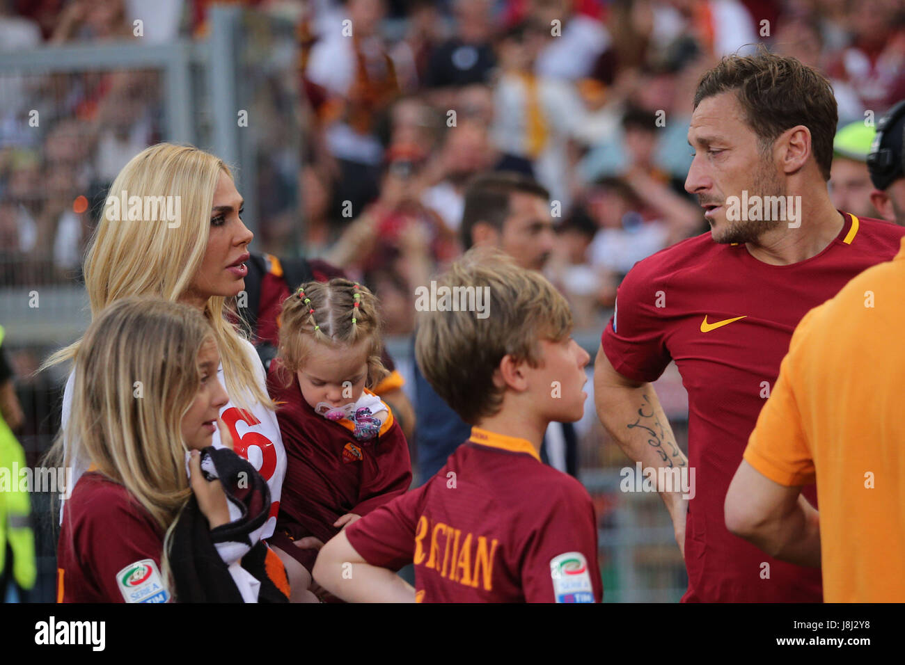 Roma, Stadio olimpico, Serie A tim As Roma vs Genoa: Francesco Totti at ...