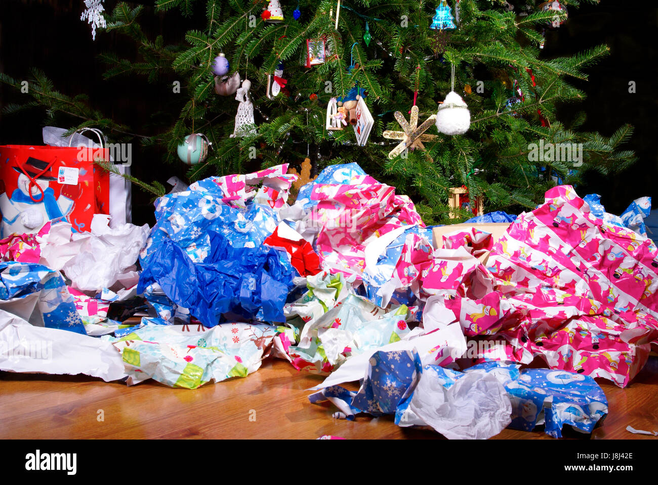 confusion, mess, christmas tree, after, wrapping paper, wrinkled ...